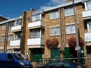 1 bed flat in Borough & Bankside Area Housing Office - Southwark Homesearch